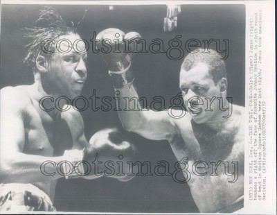 1952 1950s Boxing Match Ralph Tiger Jones vs Johnny Bratton Press Photo ...