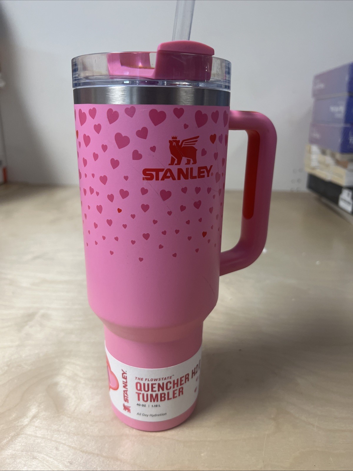 Stanley Target Exclusive 2025 version Sweet Pink Hearts 40oz Handle Damaged