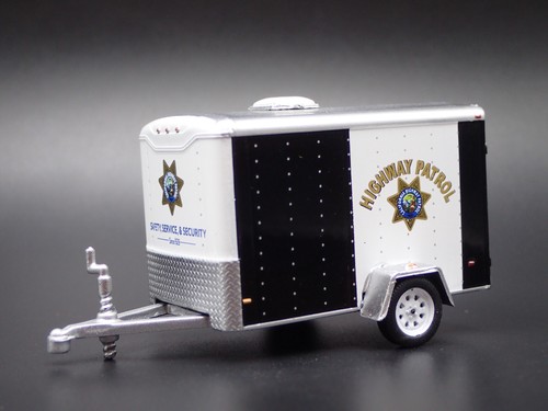 CHP CALIFORNIA HIGHWAY PATROL SMALL CARGO TRAILER 1:64 SCALE DIORAMA ...