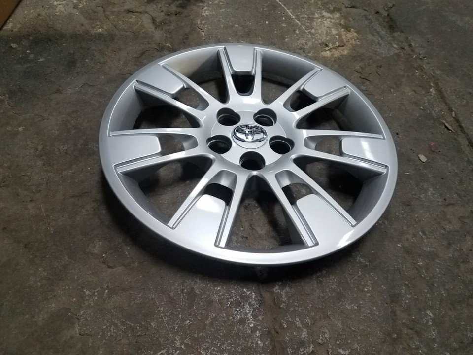 "2014-2016 Toyota Corolla 16"" Hubcap Wheel Cover | Silver | Genuine ...