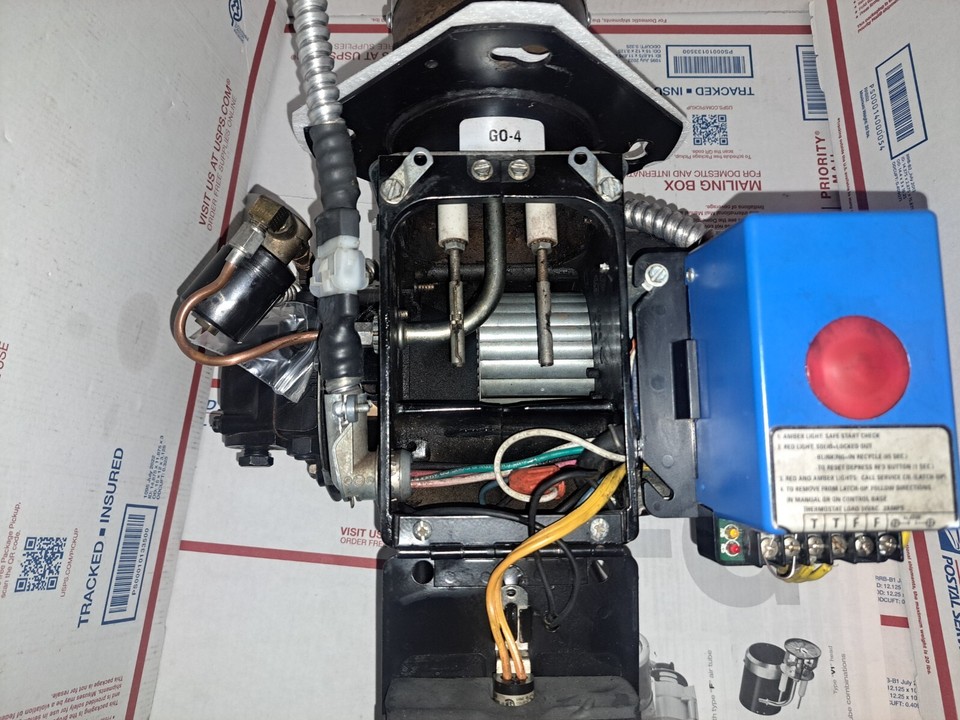 BECKETT OIL BURNER UNIT MODEL AF AFG - Weil Mclain Boiler Furnace Water ...