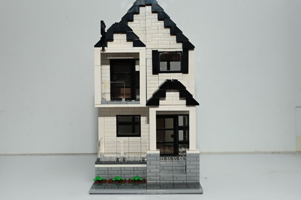 Brick House White Masonry Modular City Custom Model Built compatible ...