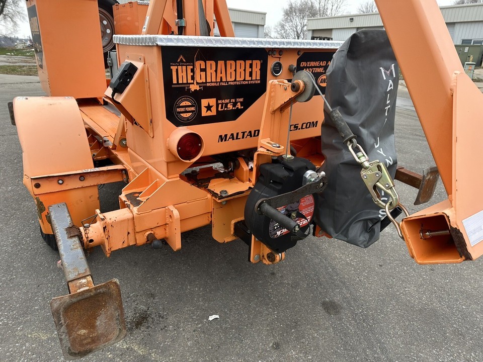 Malta Dynamics X1240 Mobile Grabber Fall Protection OSHA Xseries X1250 ...