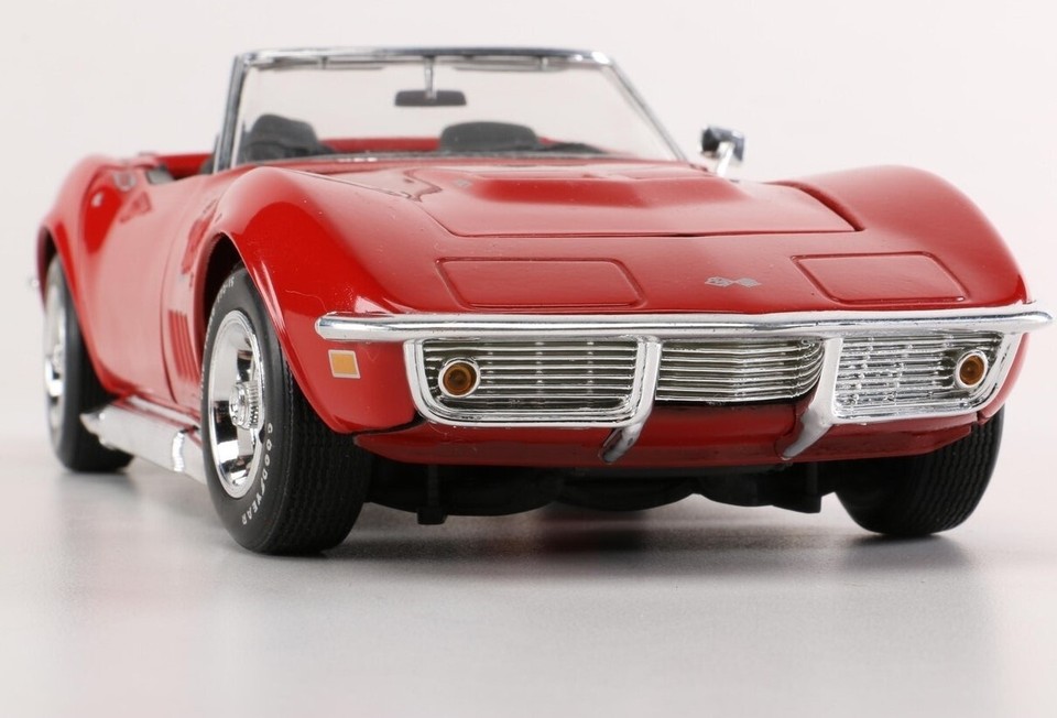 Corvette Chevrolet StingRay Race Car Chevy Classic Hot Rod Metal ...
