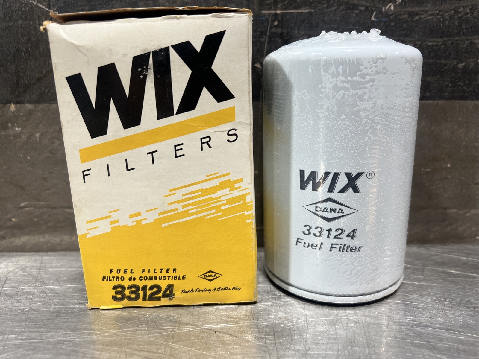 WIX 33124 - Fuel filter cross reference