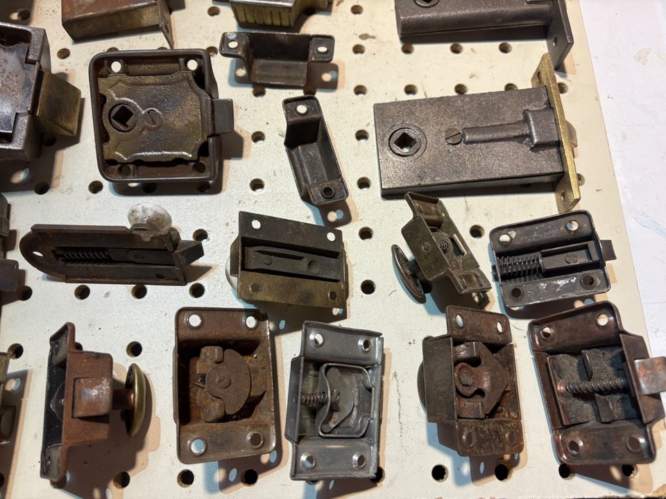Lot Of Vintage Door Latches Cabinet Thumb Locks Keepers Brass Cast Iron ...