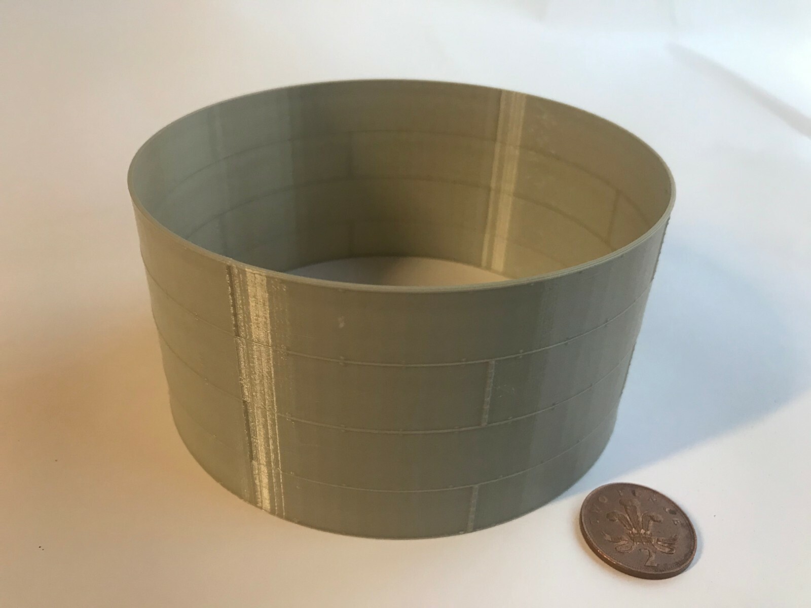 Model Railway Miniature Scenery LARGE FARM FEED SILO/SLURRY TANK 1:76 ...