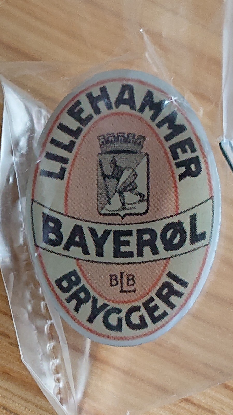 Lillehammer Bryggeri, Norway bayer beer pins | eBay