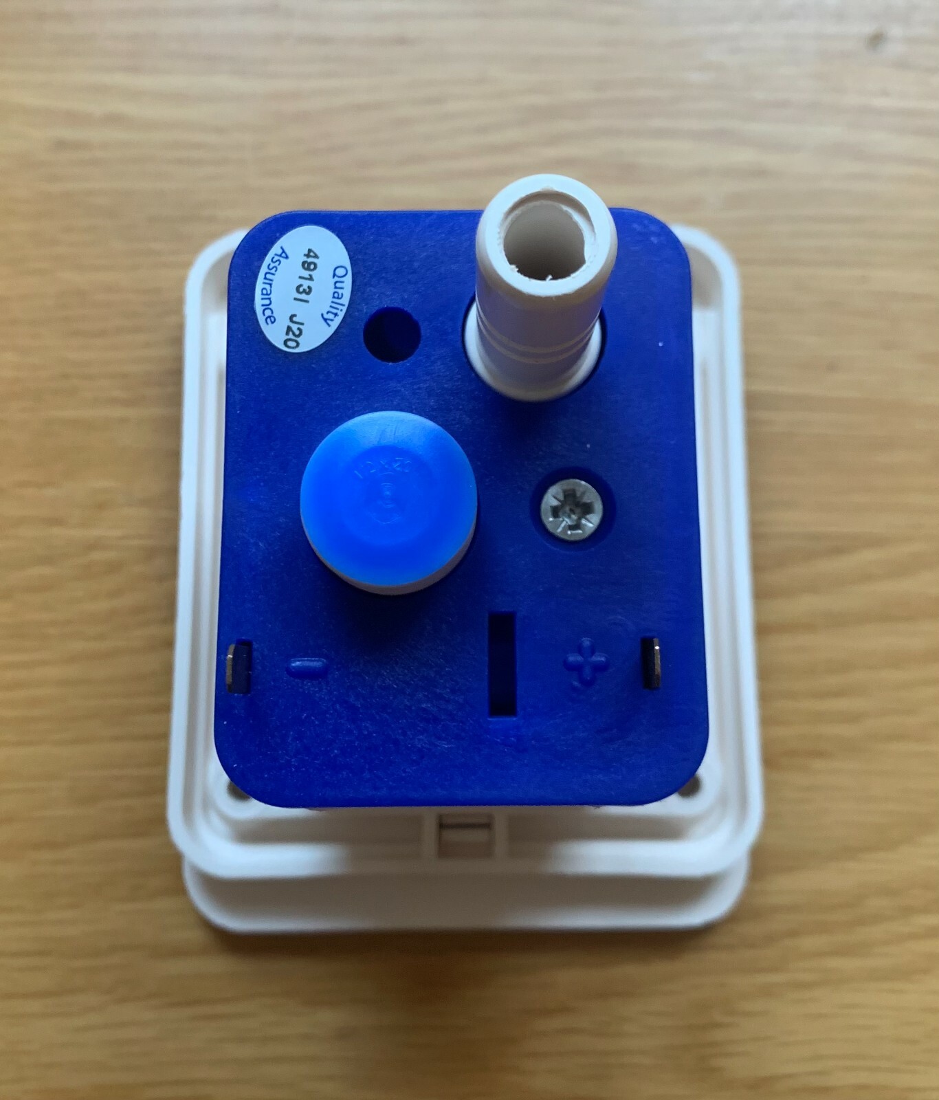 WHALE Water Inlet Socket For Microswitched Taps Ivory Caravan Motorhome ...