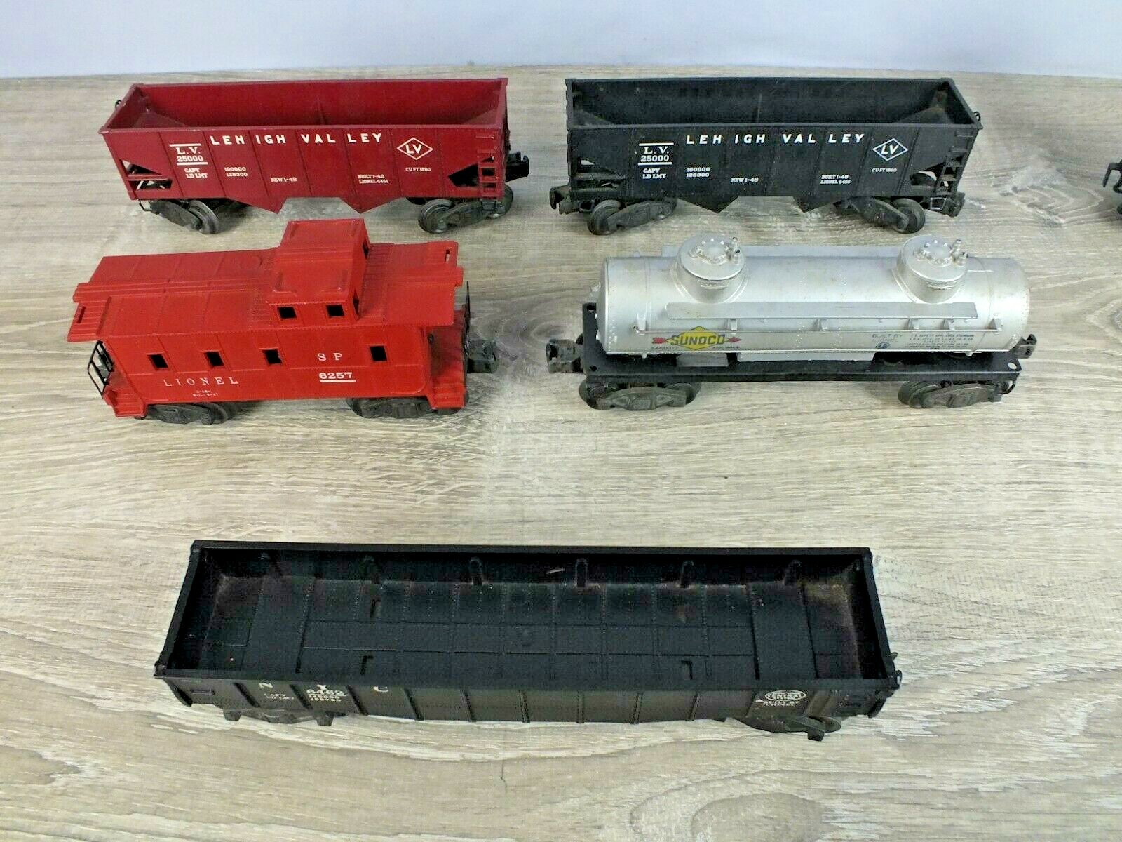 Vintage Lionel Train Locomotive #675 and 5 Cars with Original Boxes | eBay
