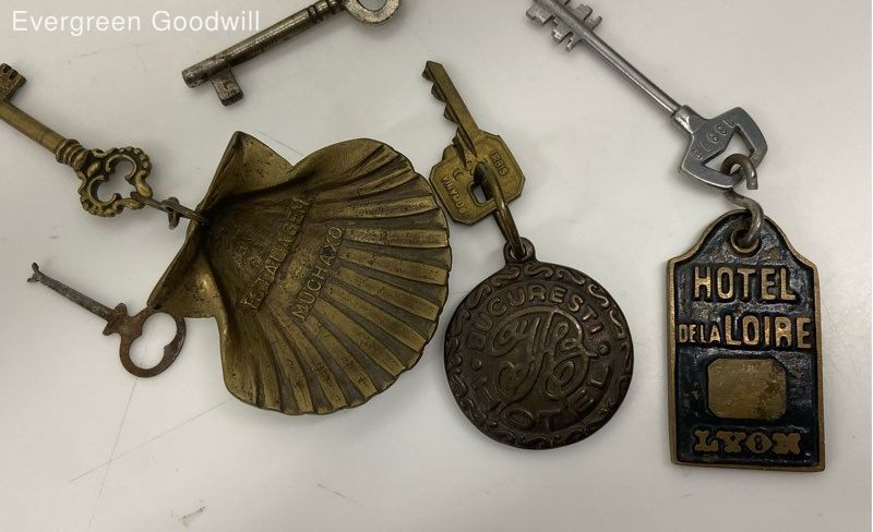 Super Unique Collection of 5 Brass-Metal Hotel Keys w/Artifacts ...