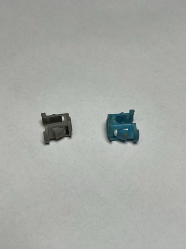 Jeep Wrangler TJ 1997-2002 OEM Fuel Line Hose Attachment CLIPS QTY; 2 ...