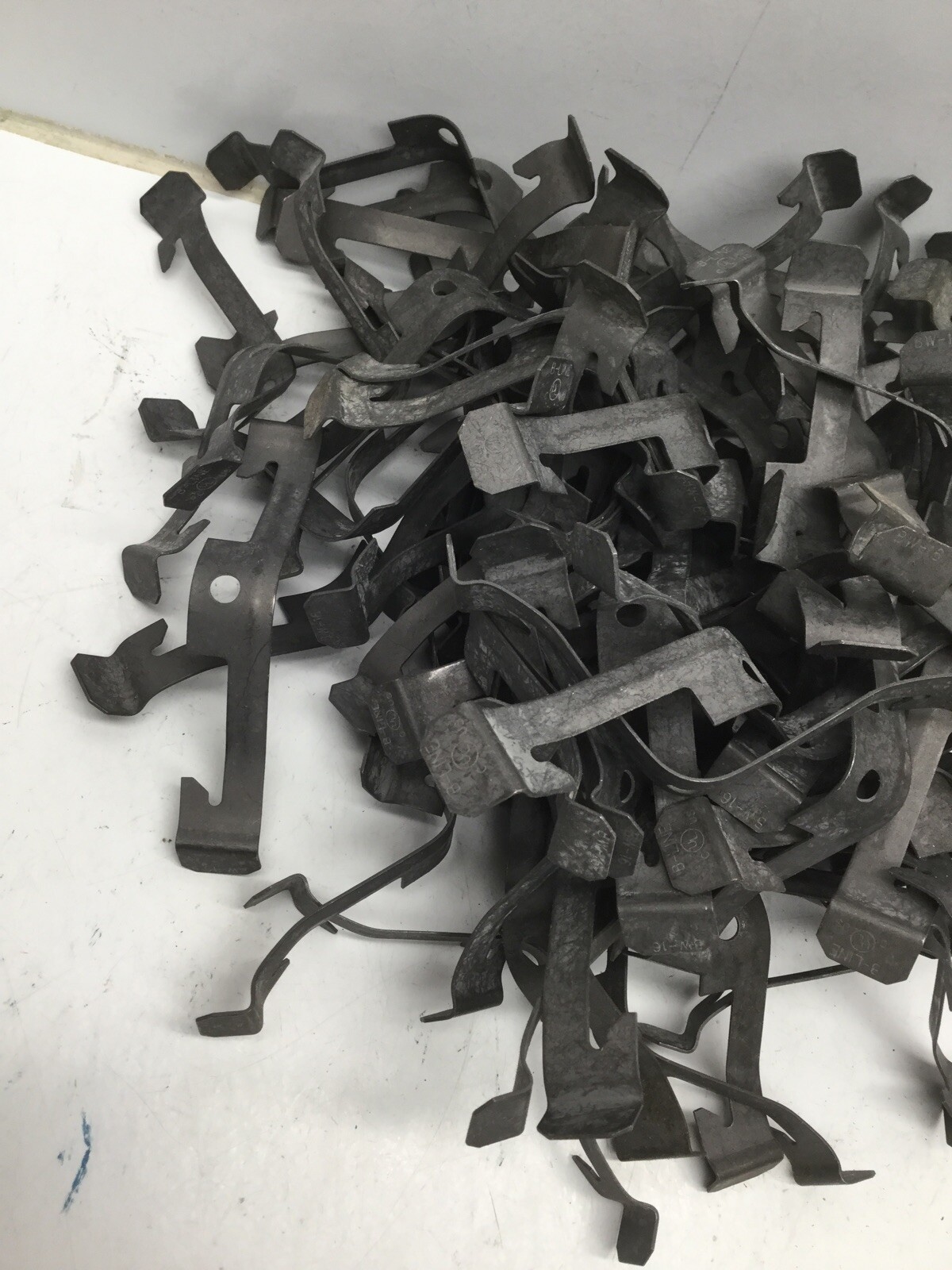 Cooper B-Line BW-16 Wing Clip / Rod & Wire Fastener (Lot of 100) | eBay