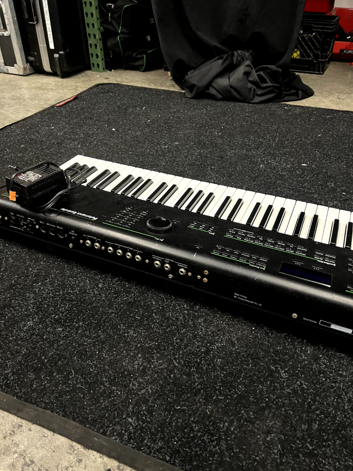 Kurzweil PC88 Performance Controller Keyboard | eBay
