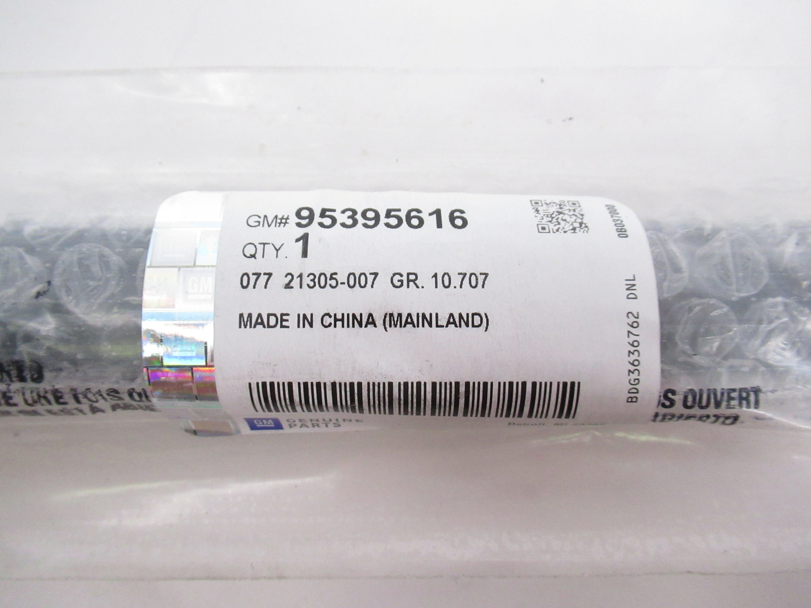 Genuine OEM Chevy 95395616 Passenger Front Window Sweep Belt Molding 15 ...
