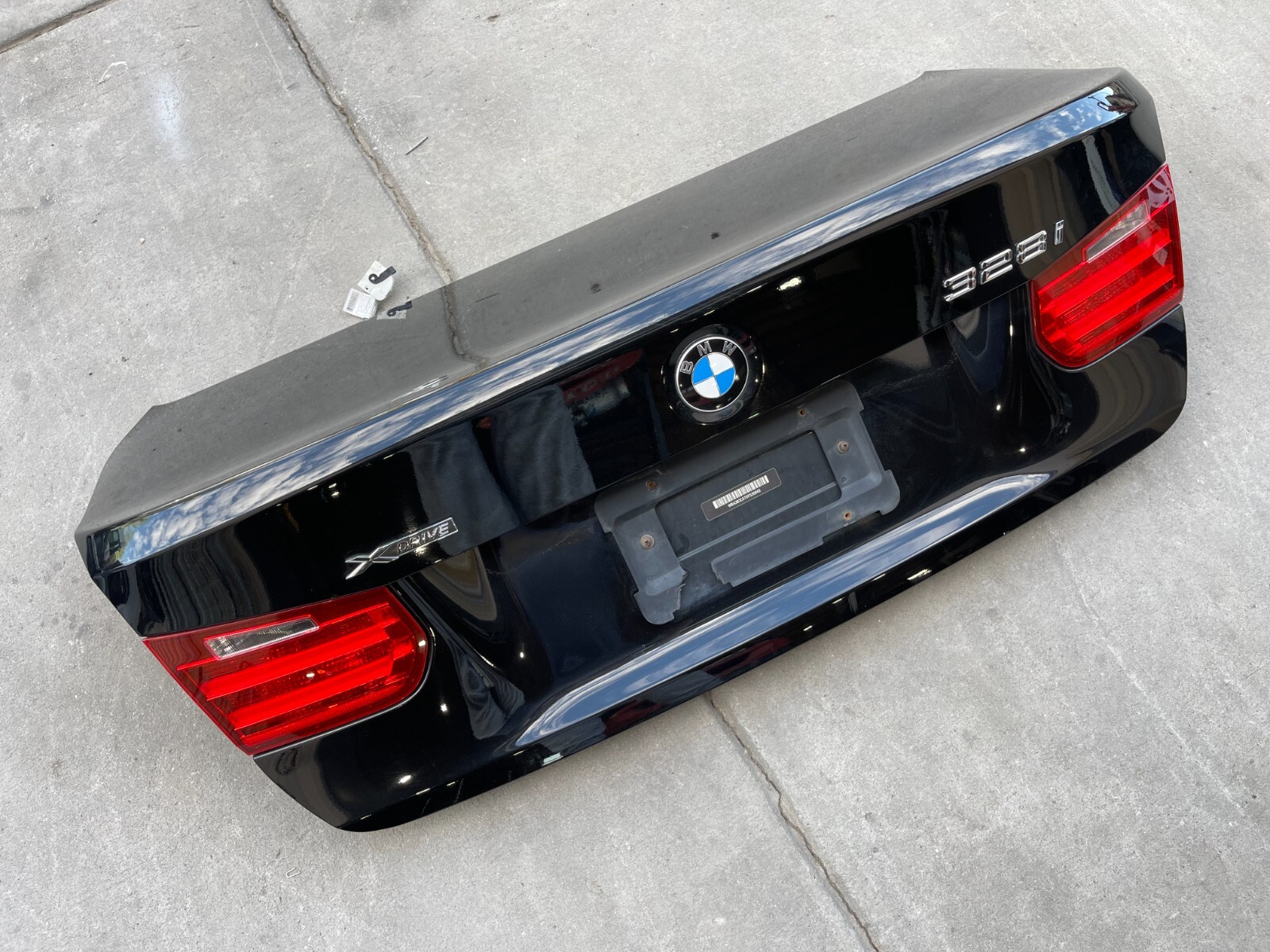 2012-2018 BMW F30 328XI 328i 335i REAR TRUNK LID W/O CAMERA BLACK OEM ...