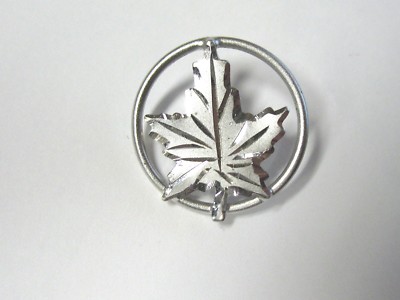 Small Sterling Silver Maple Leaf In Circle Pin Brooch Canada | eBay