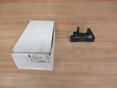 Allen Bradley 700-HN121 Relay Socket 700HN121 Box of 10 | eBay