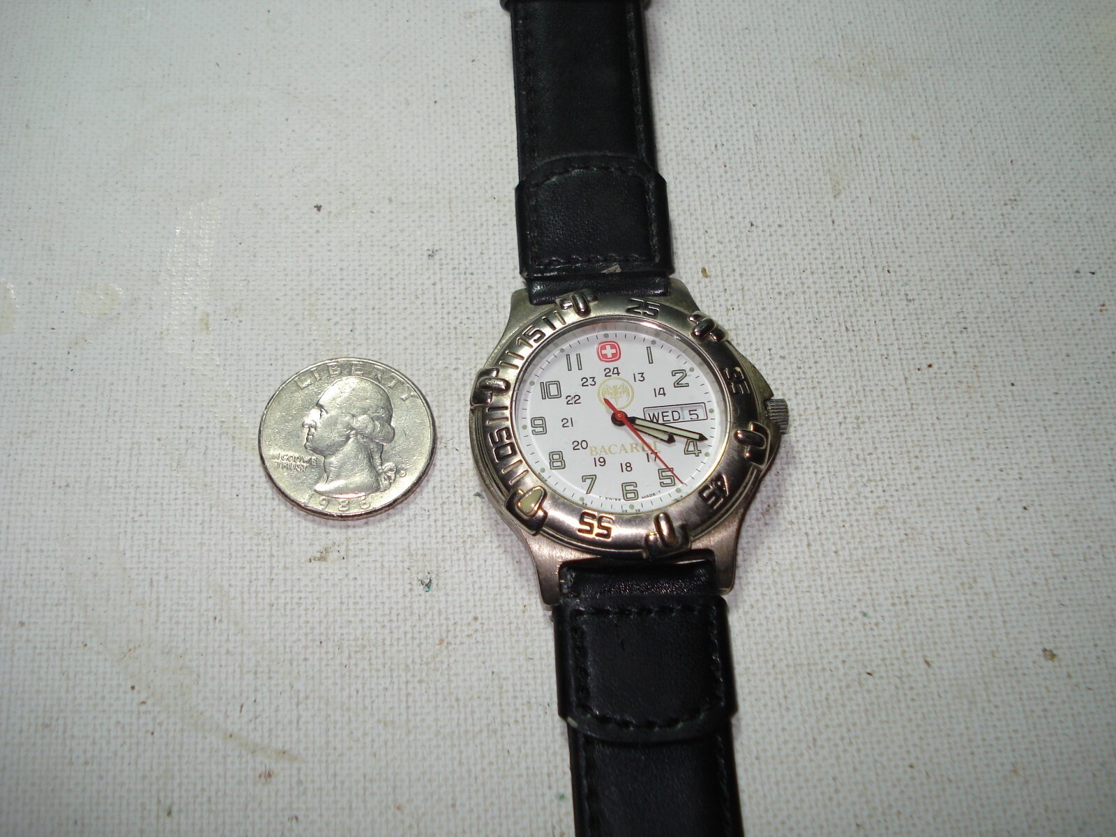 SUPER RARE VINTAGE SWISS ARMY BACARDI RUM MILITARY TI… - Gem