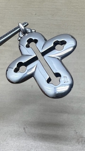 RETIRED & RARE JAMES AVERY STERLING SILVER BUDDED CROSS CUT OUT PENDANT ...