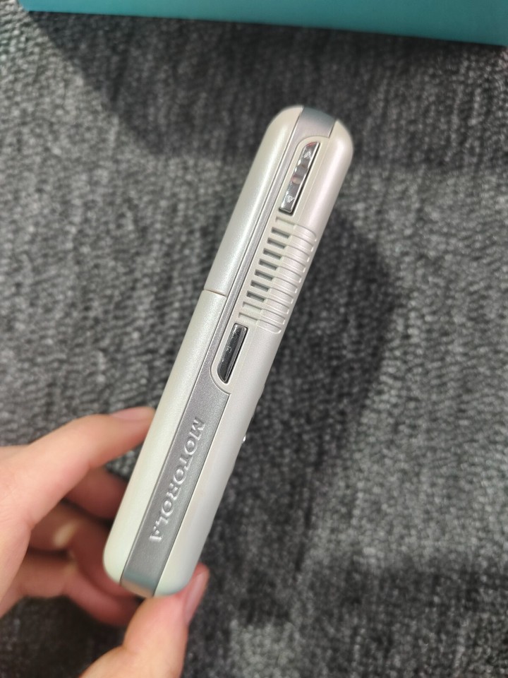 Motorola ROKR E1 Feature phone 1.9in 0.3MP cell phone | eBay