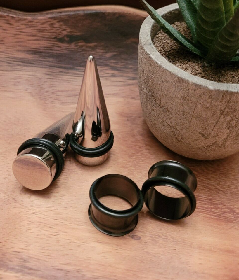 1g 7mm Black Tunnels Steel Tapers plugs ear gauges 1 gauge pairs 1ga ...