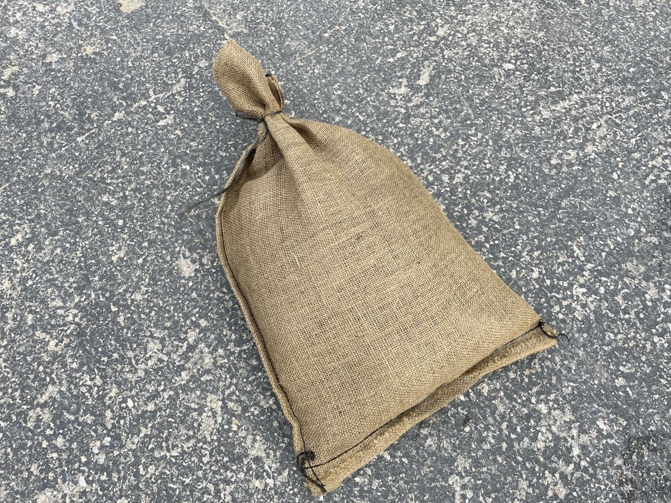 Sandbaggy Treated Burlap Sandbags - 14" x 26" (50 lb Capacity ...