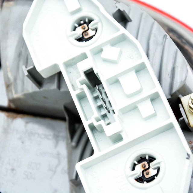 Mercedes-Benz E S211 Rear Lamp Carrier A2118200777 OEM for sale online ...