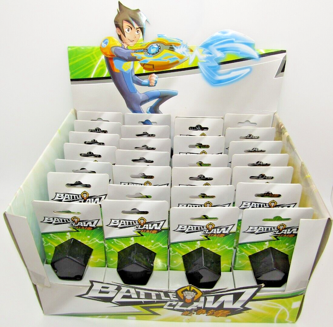 Battle Claw Display Box of (28) Booster Packs 8 Cards & 1 Token per New ...
