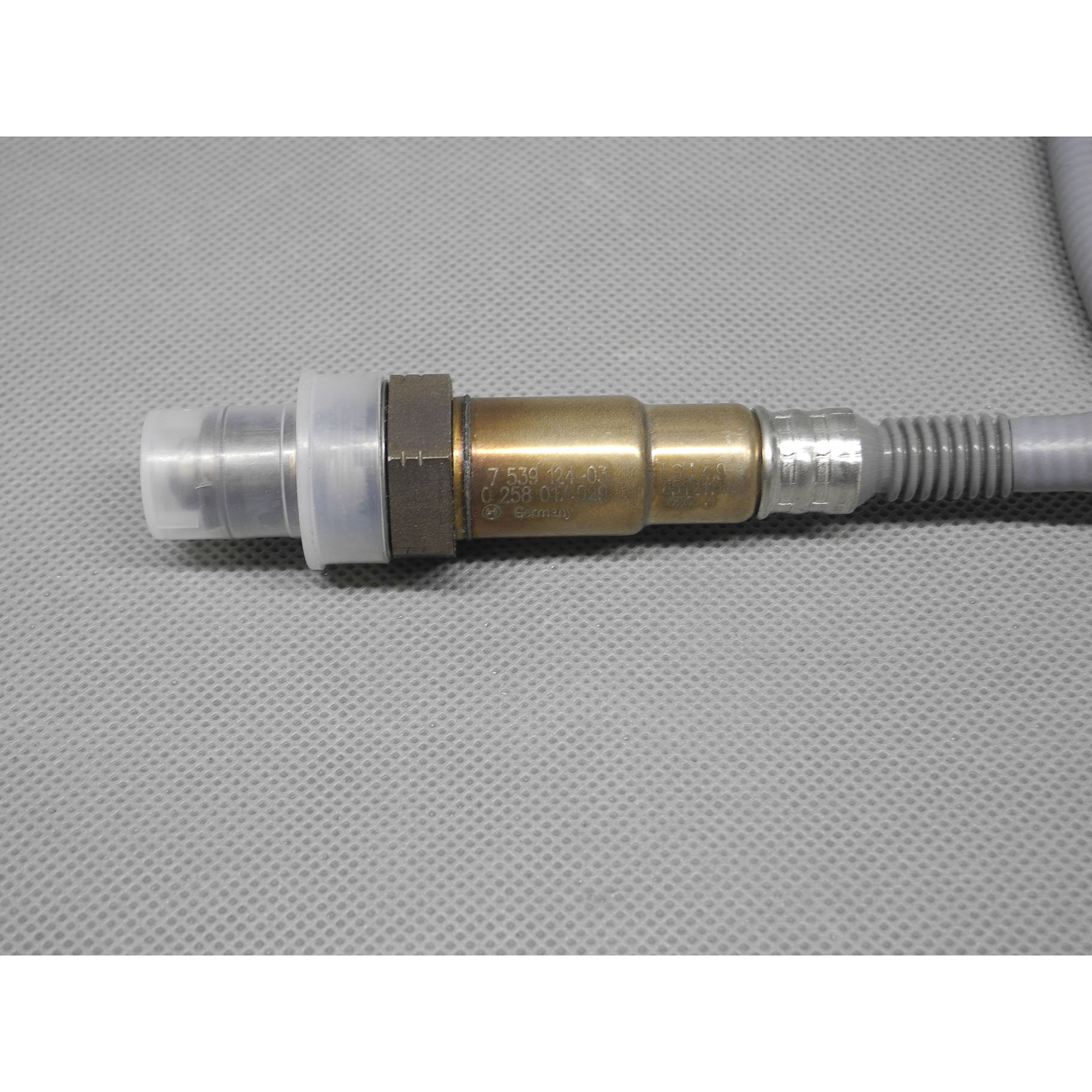 Upstream OE GENUINE Lambda Oxygen Sensor 0258017029 For BMW 550i 650i 750i 760Li | eBay
