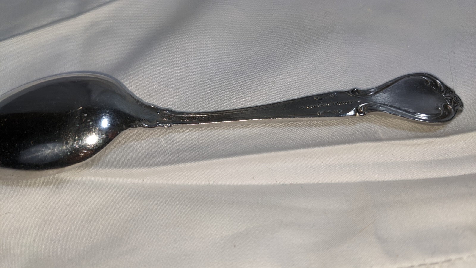 1 International Lyon Queens Stainless Steel Fancy Teaspoons 6" | eBay