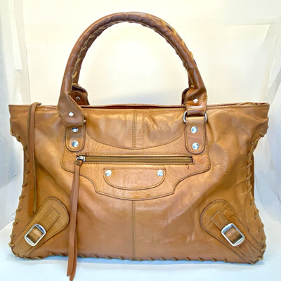 Amazing Soft Leather 14” Medium Size Handbag In Camel, Butun 1983 ...