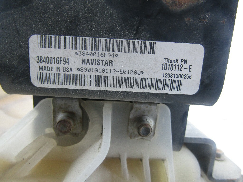 International Prostar Radiator Overflow Surge Tank Coolant Reservoir ...