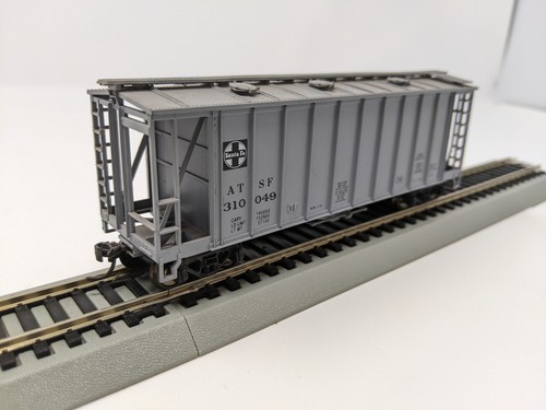 USED HO Scale, 70 Ton Airslide Hopper, Santa Fe ATSF #310049, Read ...