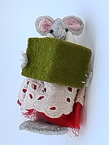 Felt Miniature Girl Mouse Reading Book Eyelet Lace Dress Mini Mice O ...