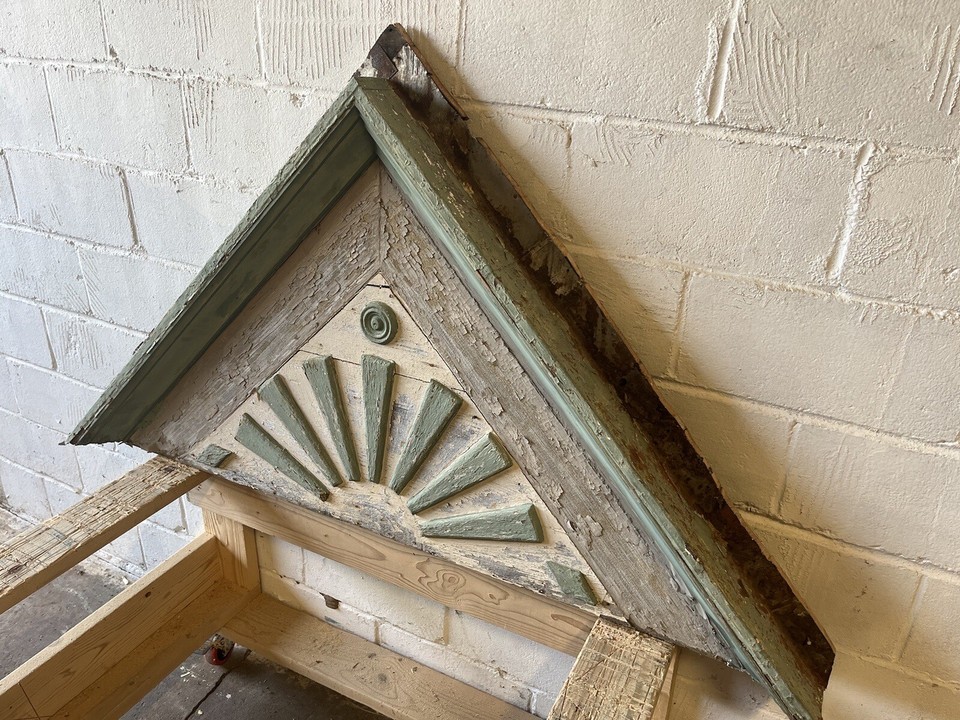 1800's Antique PORCH GABLE Front VICTORIAN Style Sunburst Chippy Paint ...