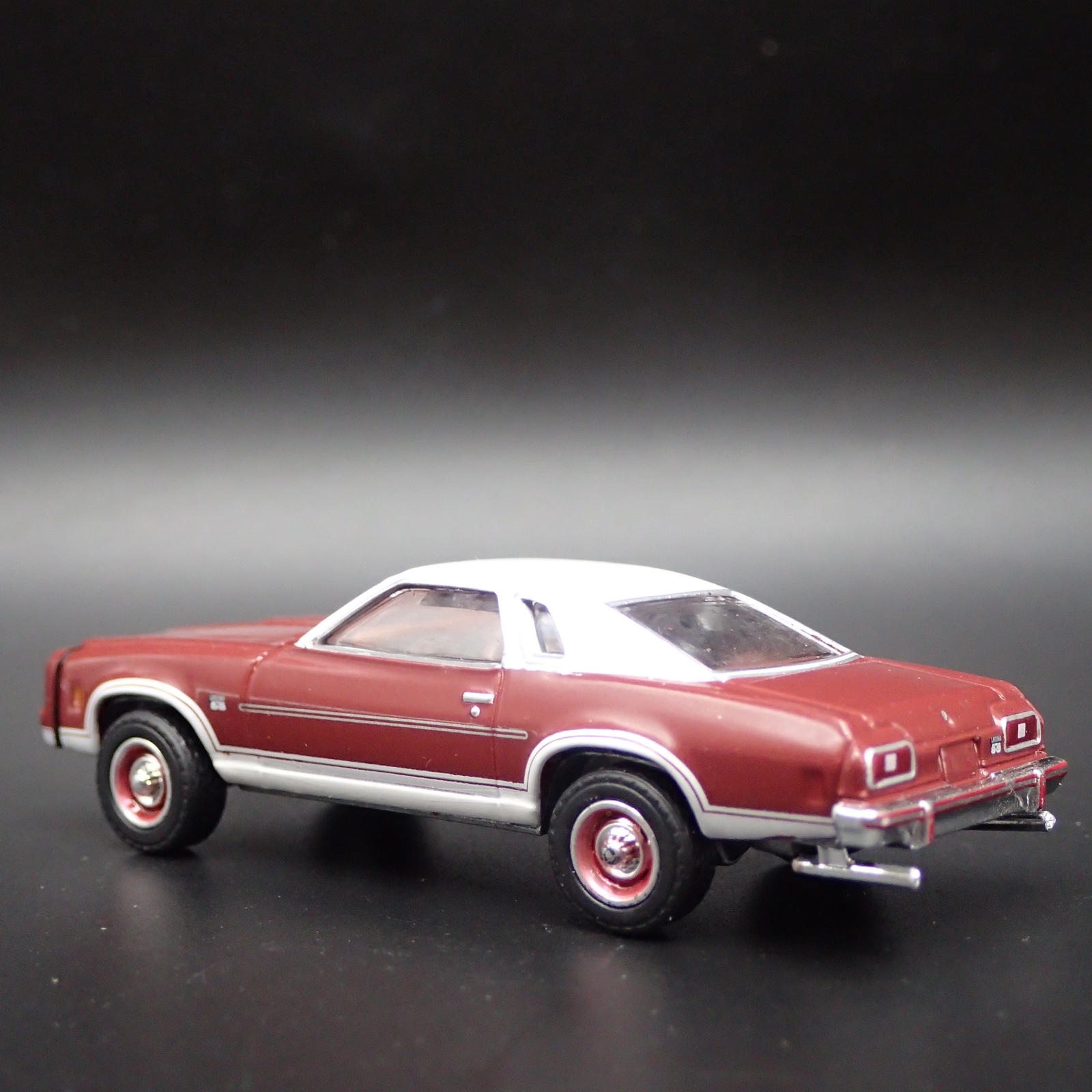 1974 74 CHEVY CHEVROLET CHEVELLE LAGUNA S3 1:64 SCALE DIORAMA DIECAST ...