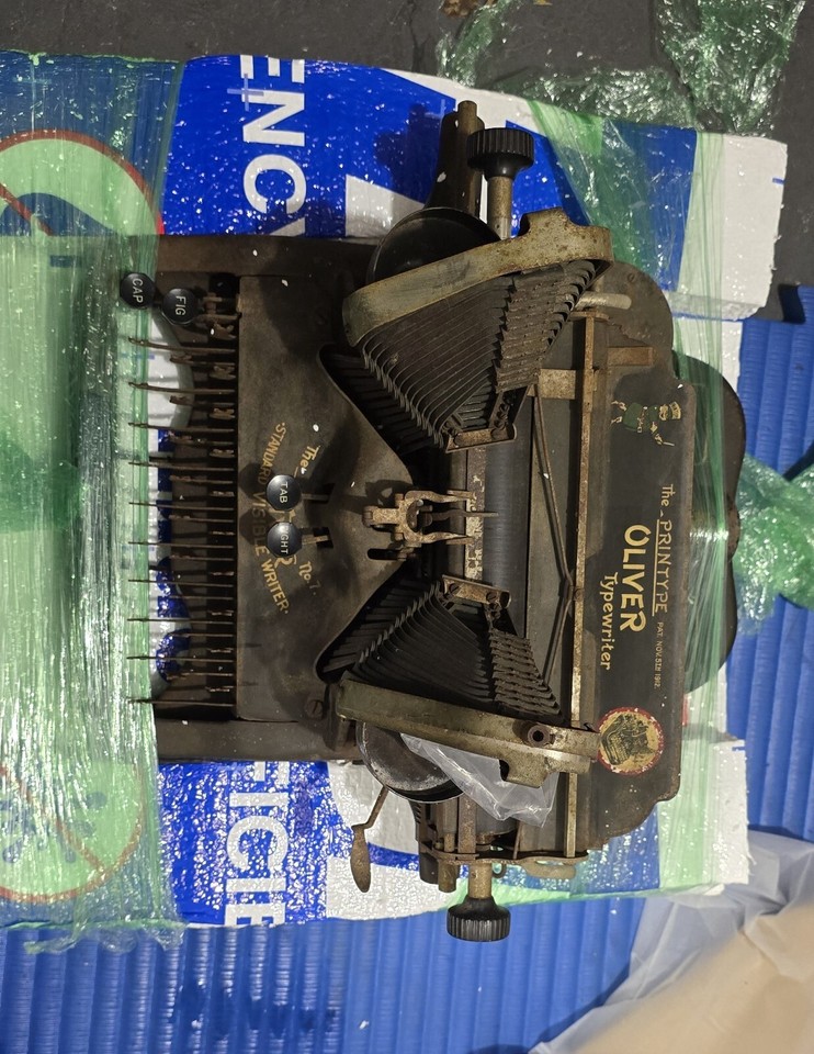 ANTIQUE VINTAGE "BATWING" Oliver Typewriter No. 7 Parts | eBay