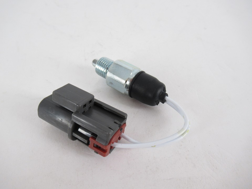 Genuine OEM Nissan 32005-21U1B Neutral Position Switch Reverse Lamp ...