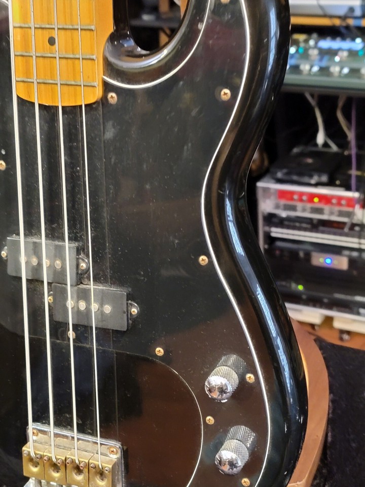 EPIPHONE BAT WING BASS GUITAR | eBay