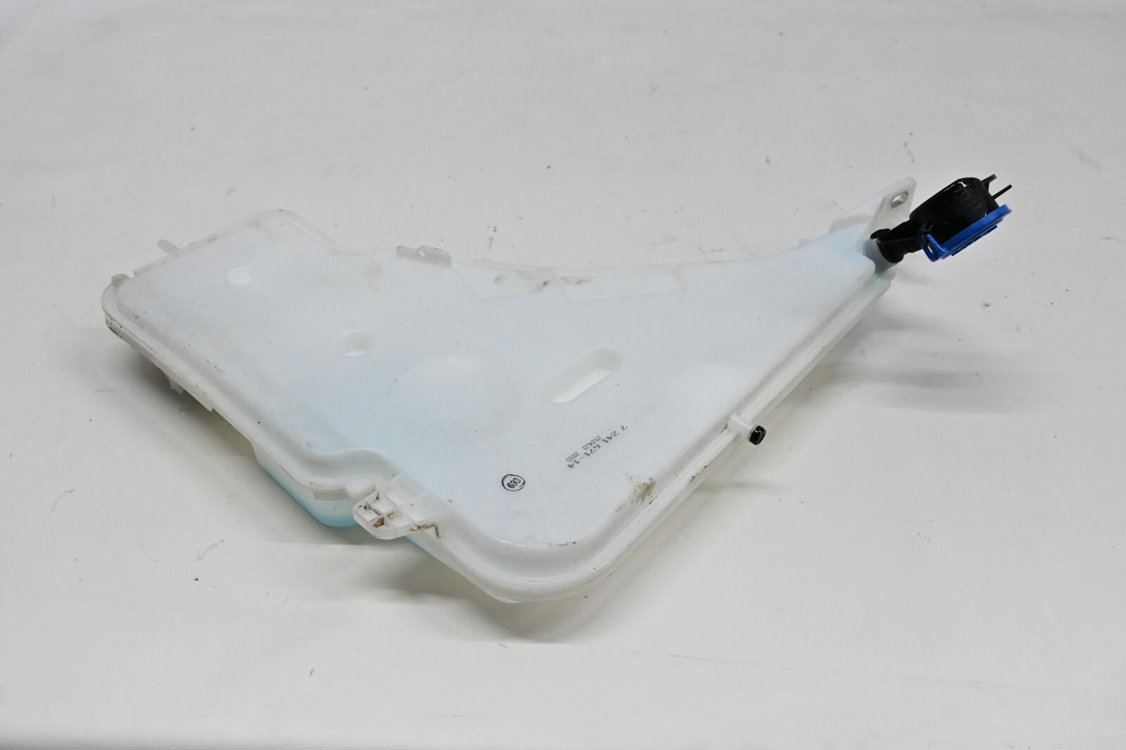 ⭐ 12-18 Bmw F22 2/3 Series Windshield Wiper Fluid Container Reservoir ...