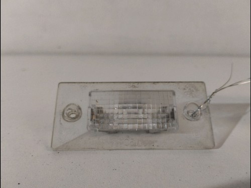 eclaireur plaque de police g audi A3 (8L1) 8D9943021G 183920 | eBay