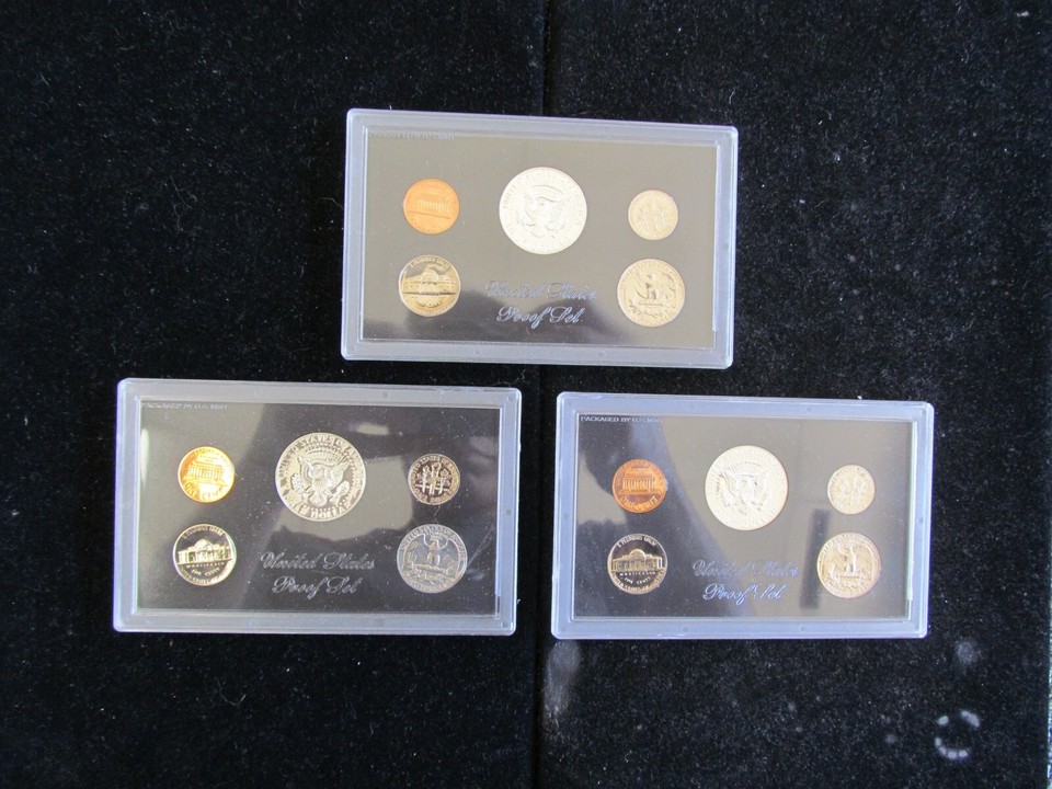 Set 1968 to 1970 U.S. Proof Sets in OGP -- 15 TOTAL COINS WITH SILVER ...