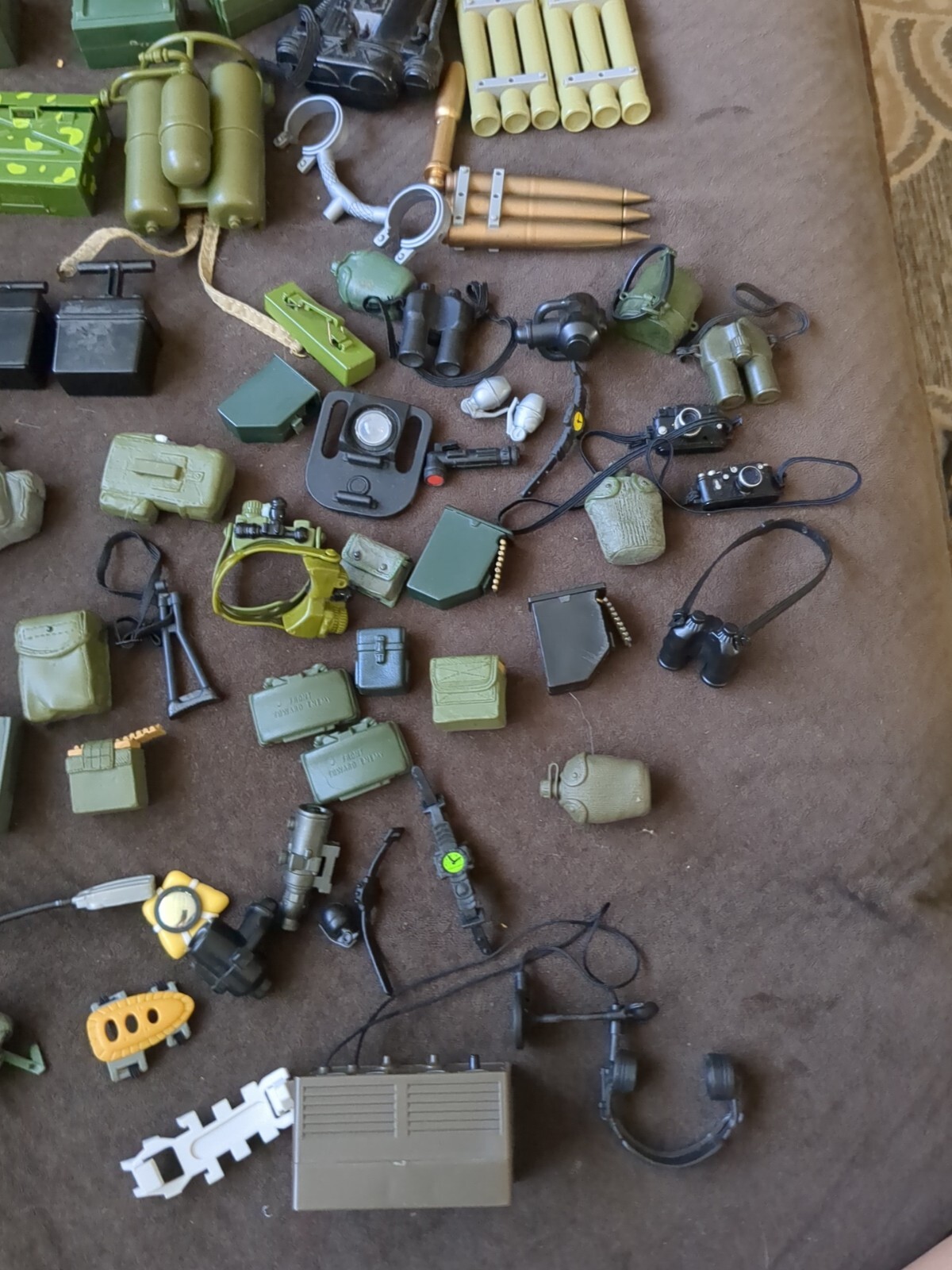 GI JOE LOT Storage Box with many Accessories G46 | eBay