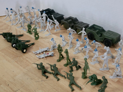 51 Pieces ~ 19 Marx, 26 Other, Mostly German, Toy Soldiers, 3 Jeeps, 3 ...