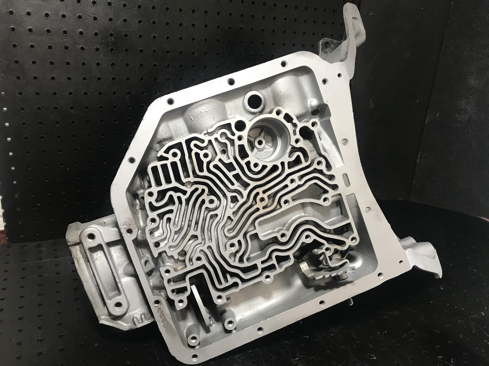 1969-UP GM CHEVY TH350 TURBO 350 TRANSMISSION CASE (NO INTERNALS) NON ...