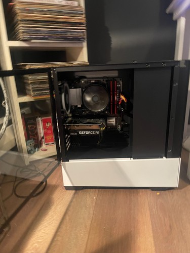 CyberPower Gaming PC AMD Ryzen 5 5600X / 16GB RAM / RTX 3060 12GB ...