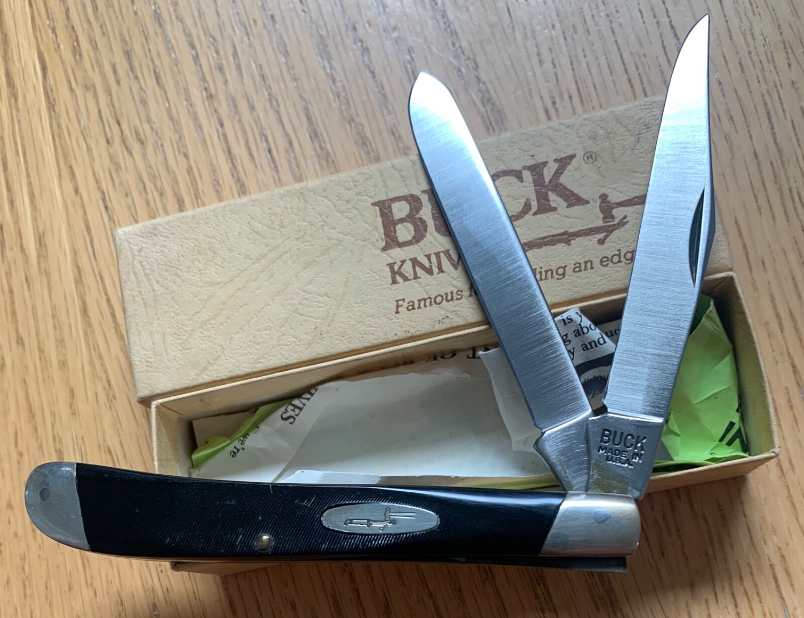 VINTAGE BUCK 311 TRAPPER KNIFE LIGHTLY USED IN BOX PATTERN ON BACK OF ...