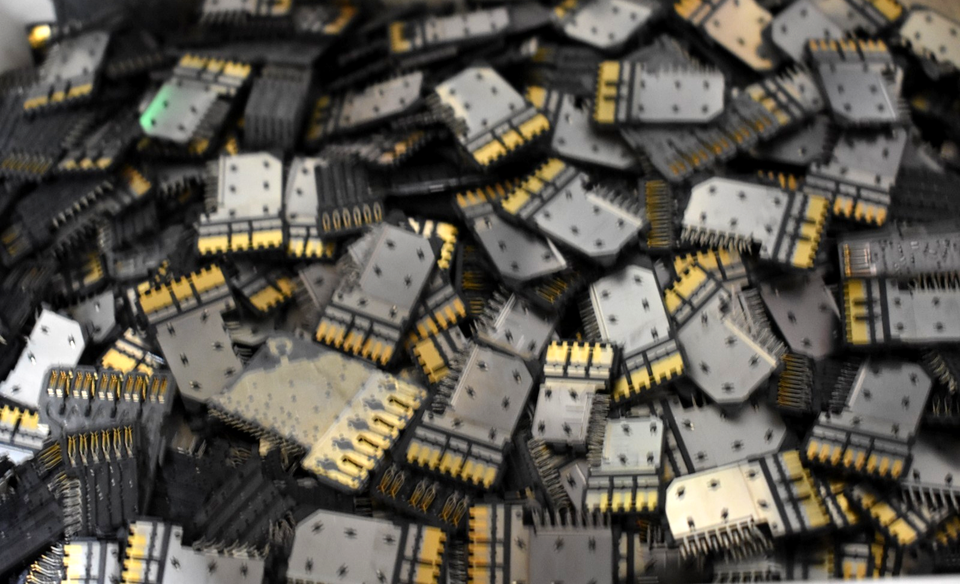 29oz CISCO SUN SCRAP recovery TELECOM connector SOCKET pin pads GOLD ...