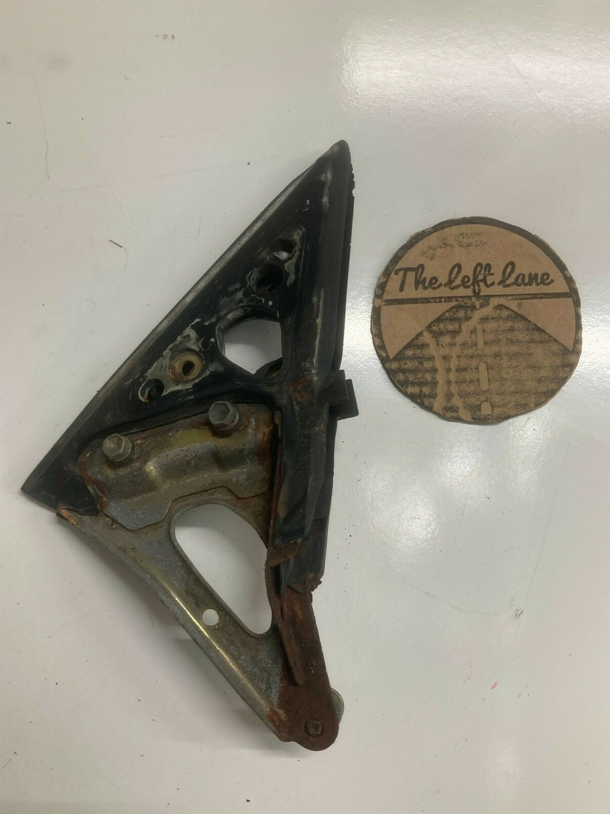 1985 86 87 88 89 Toyota MR2 AW11 LH Door Side view mirror mount w ...